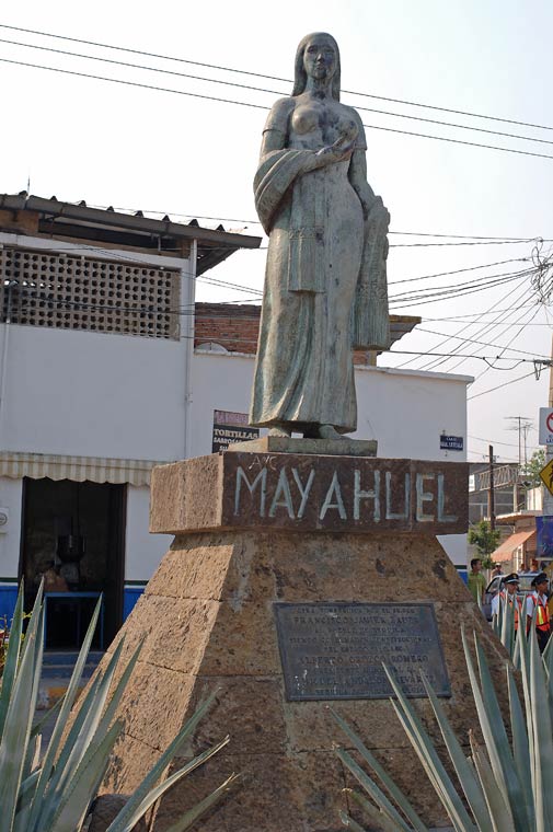 Mayahuel and the Cenzton Totochtin. – Masa Americana